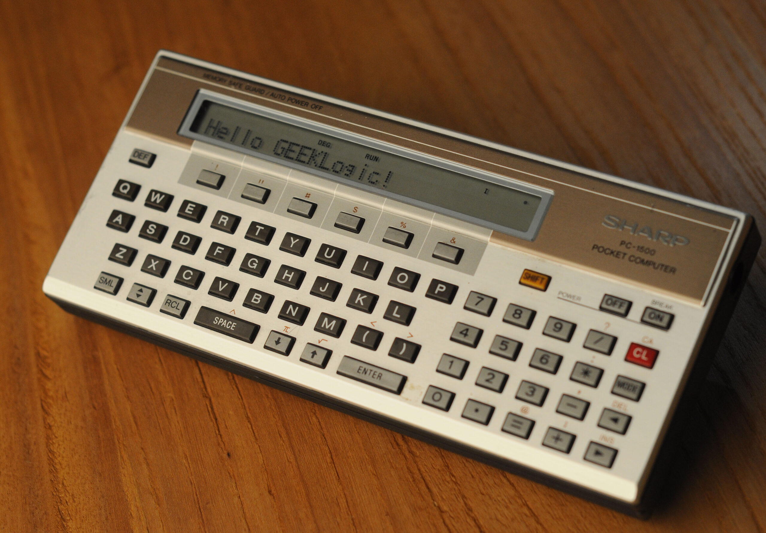 80年代的口袋计算机：SHARP PC-1500 - GeekLogic