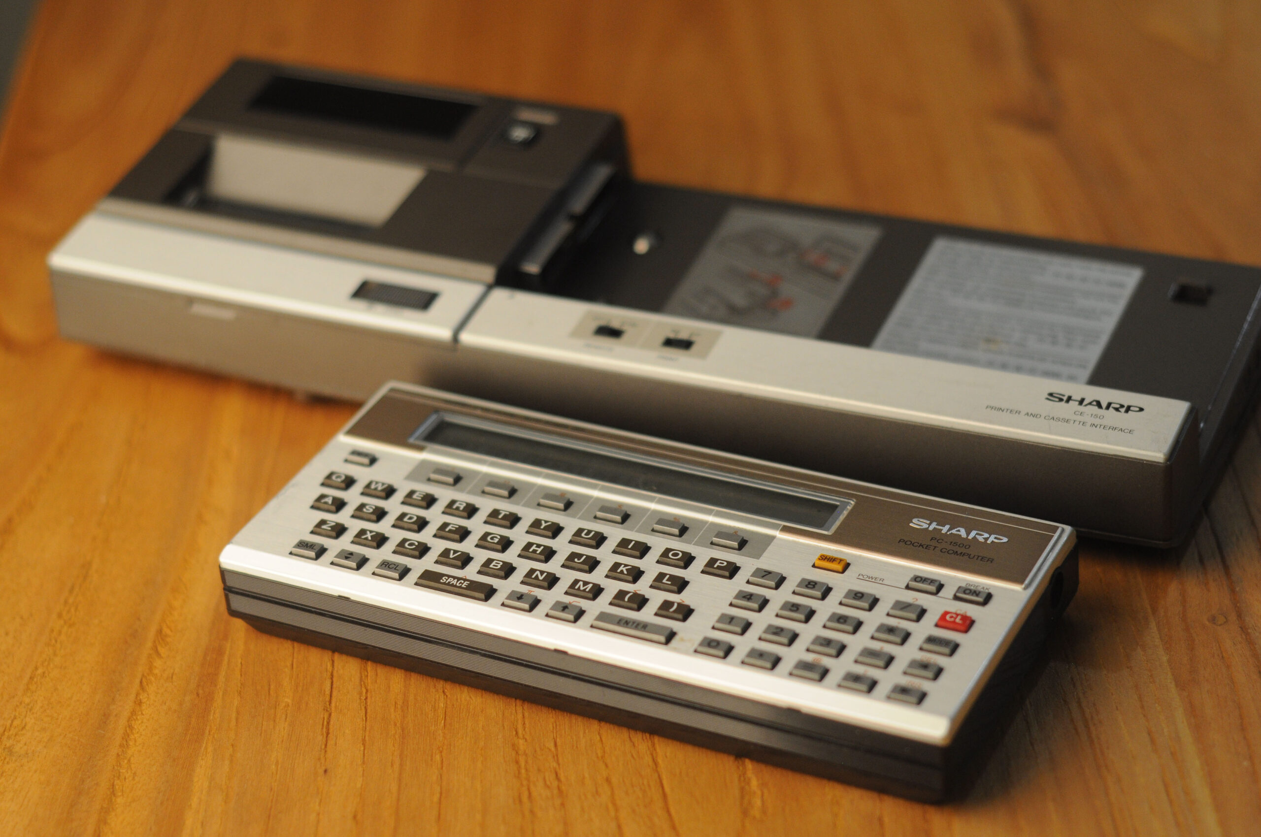 80年代的口袋计算机：SHARP PC-1500 - GeekLogic